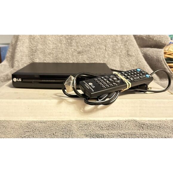 LG | Portable Audio & Video | Lg Dp32h Dvd Player With Usb Remote Cd ...